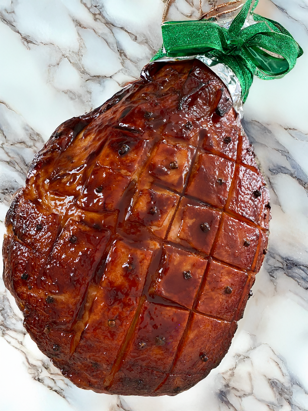 Glazed Free Range Whole Leg Ham – T&R Gourmet Butchery